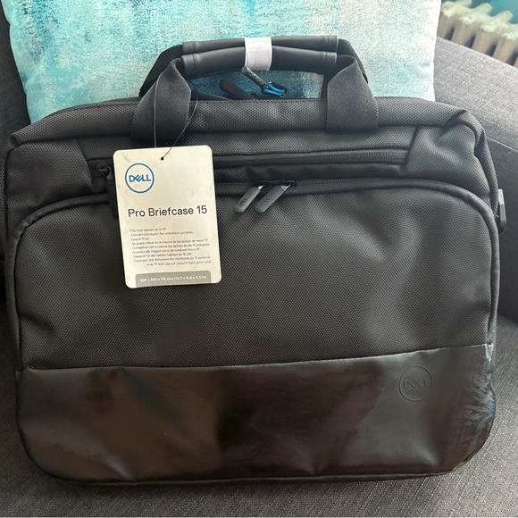 Dell | Bags | Dell Black Pro Briefcase 5 | Poshmark